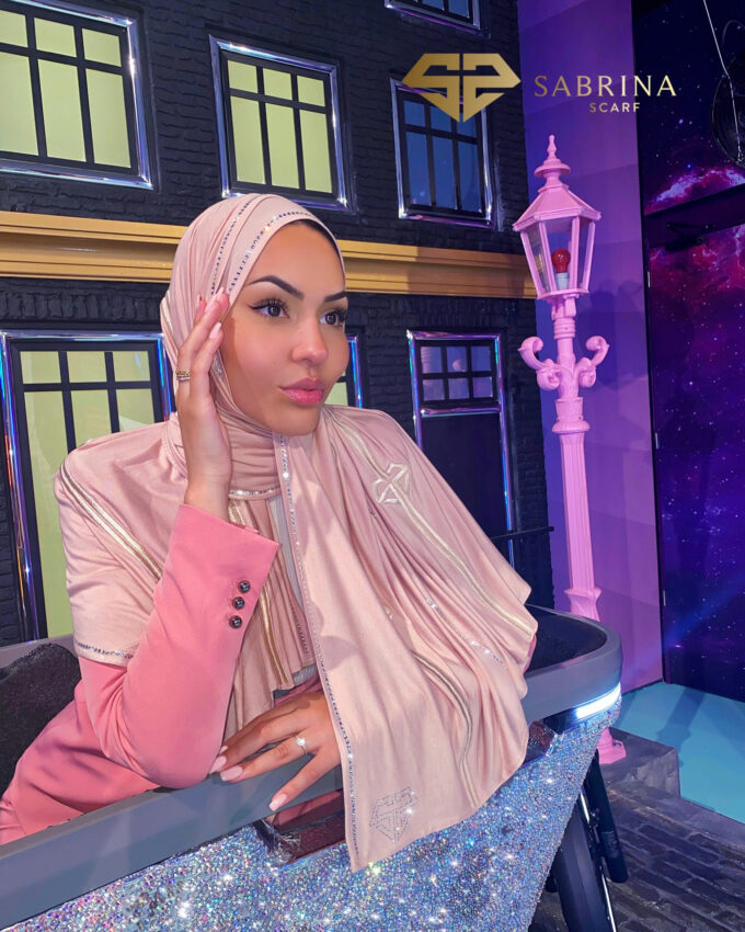 The Collection – Sabrina Scarf